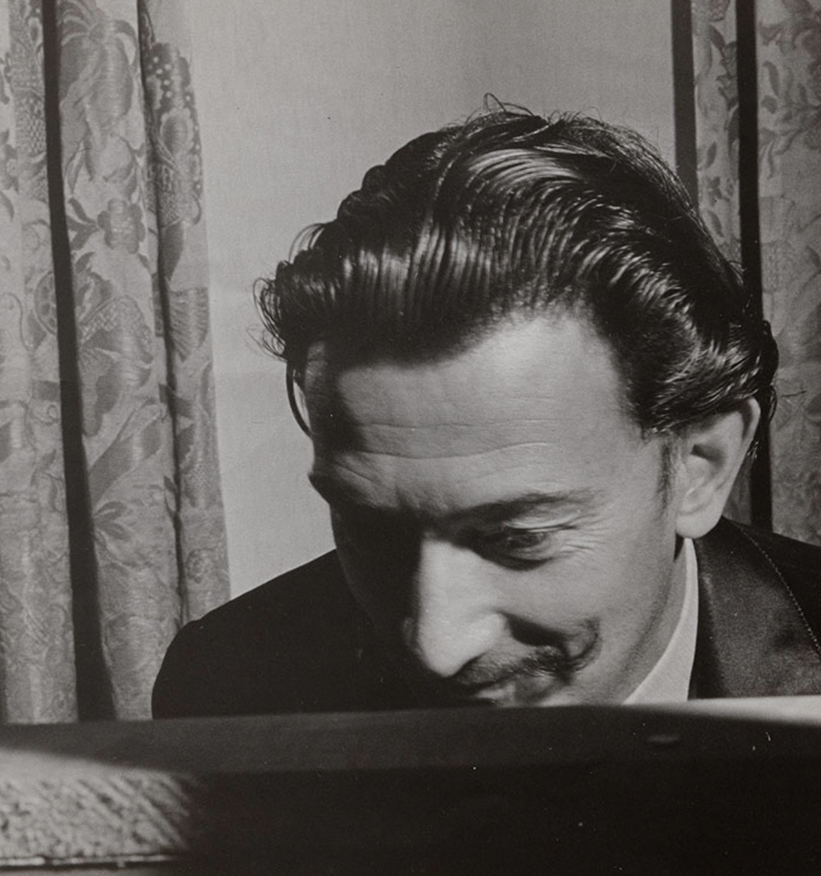 Dalí as You’ve Never Seen Him Before: “Women Photograph Dalí” Show at ...