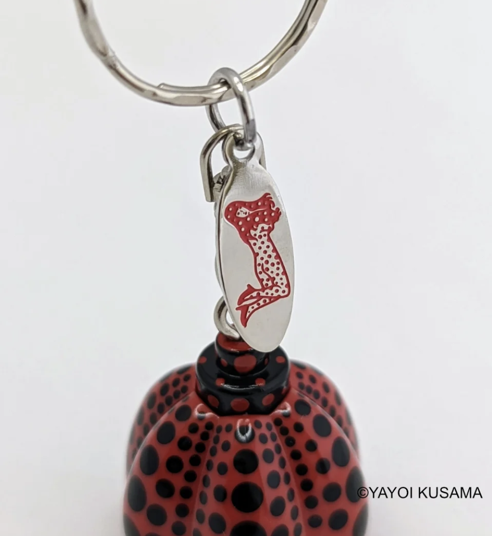 Little Pumpkin Red Key Chain by Yayoi Kusama – YangGallery